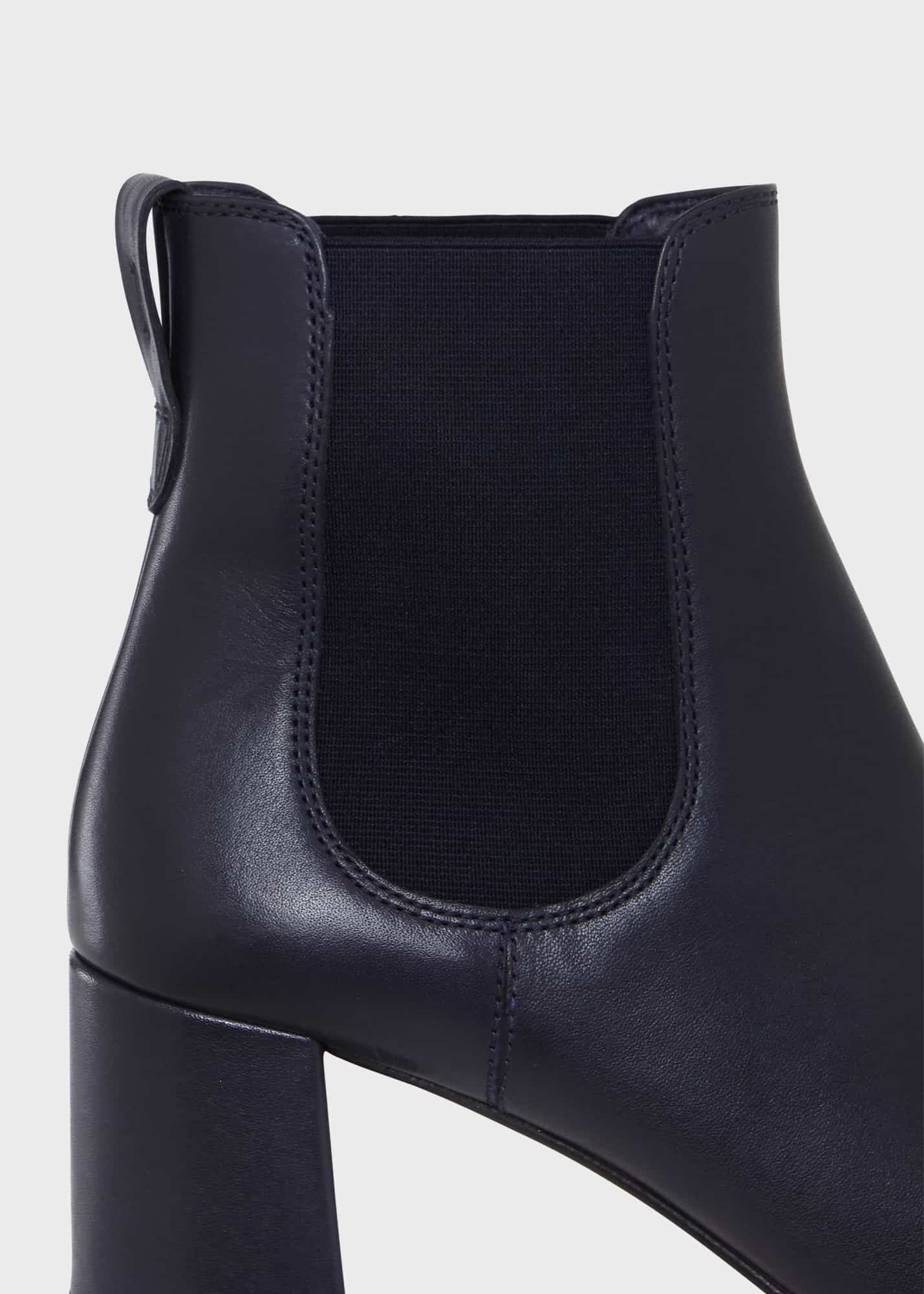Imogen Chelsea Boots